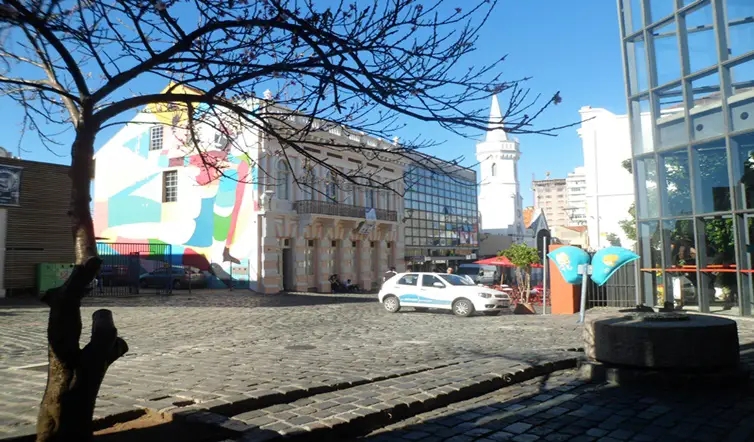 Roteiro Cultural a pé no Centro Histórico de Curitiba