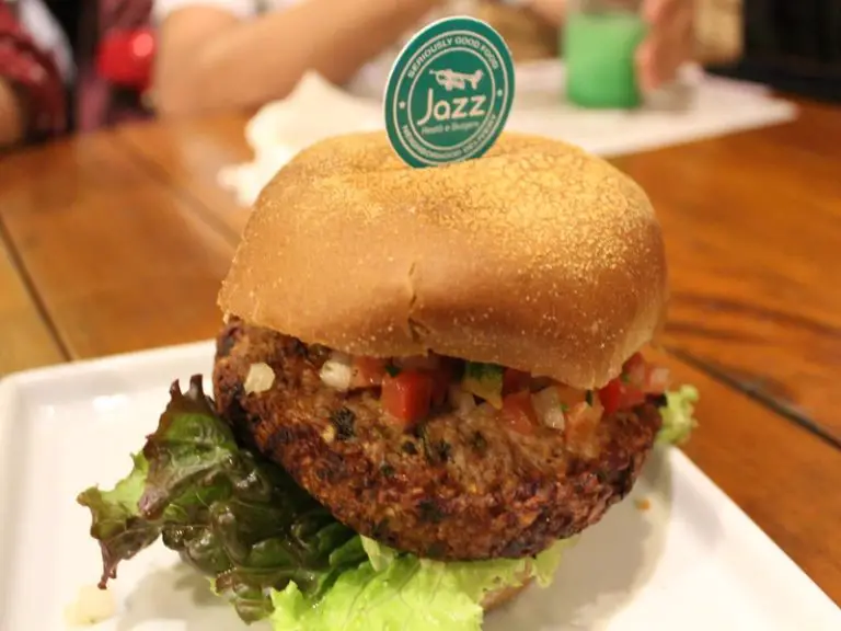 Jazz Restô & Burgers - Hambúrgueres acompanhados de Jazz ao vivo