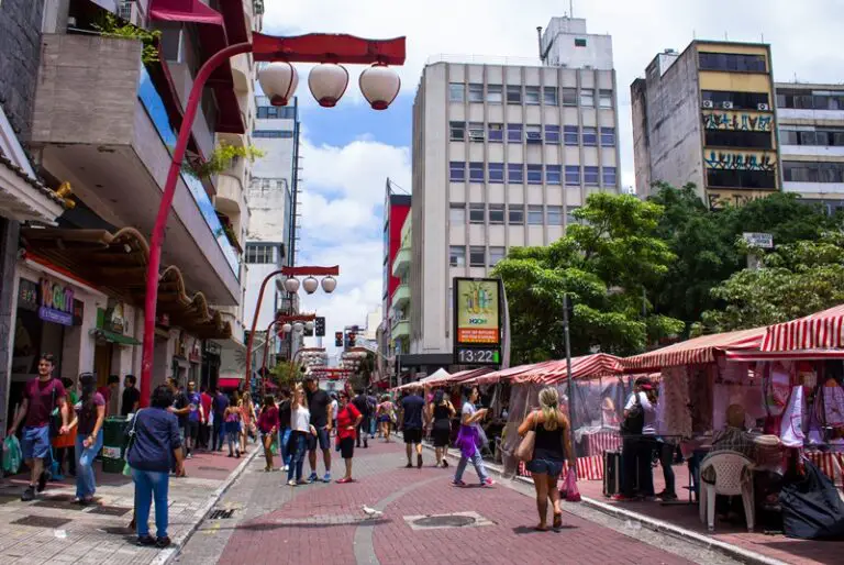 Guia de compras no bairro da Liberdade – Roteiro com as melhores lojas